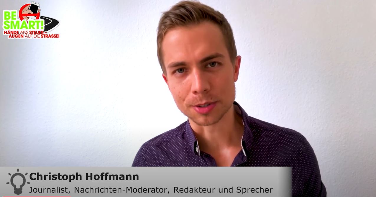 MODERATOR CHRISTOPH HOFFMANN UNTERSTÜTZT BE SMART